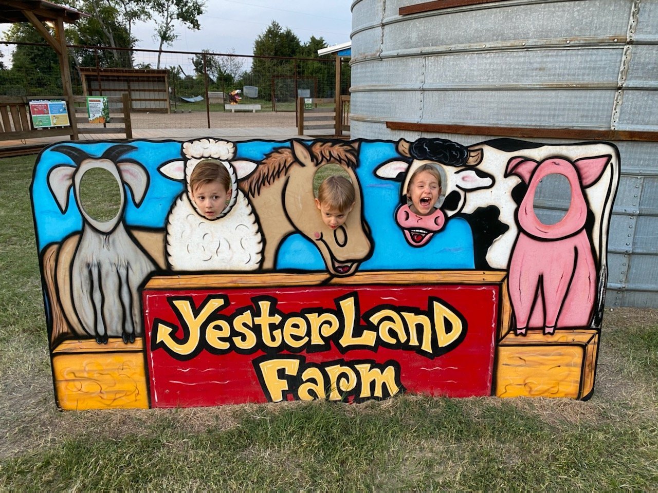 Open Fall Season With Yesterland Farms - Adrienne Balkum